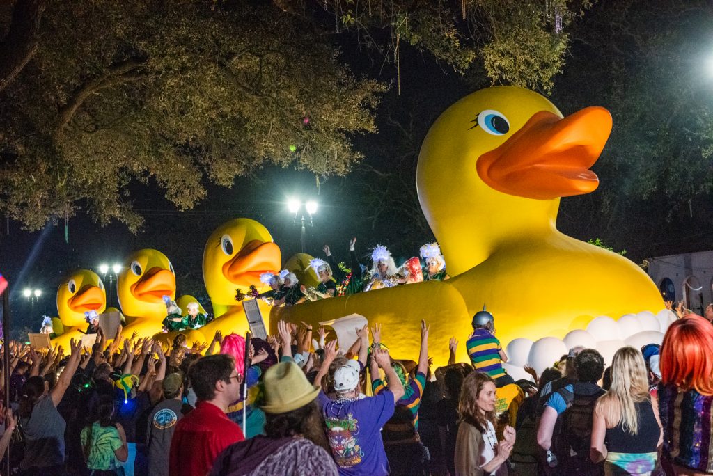 2022 Parade - Krewe of Muses