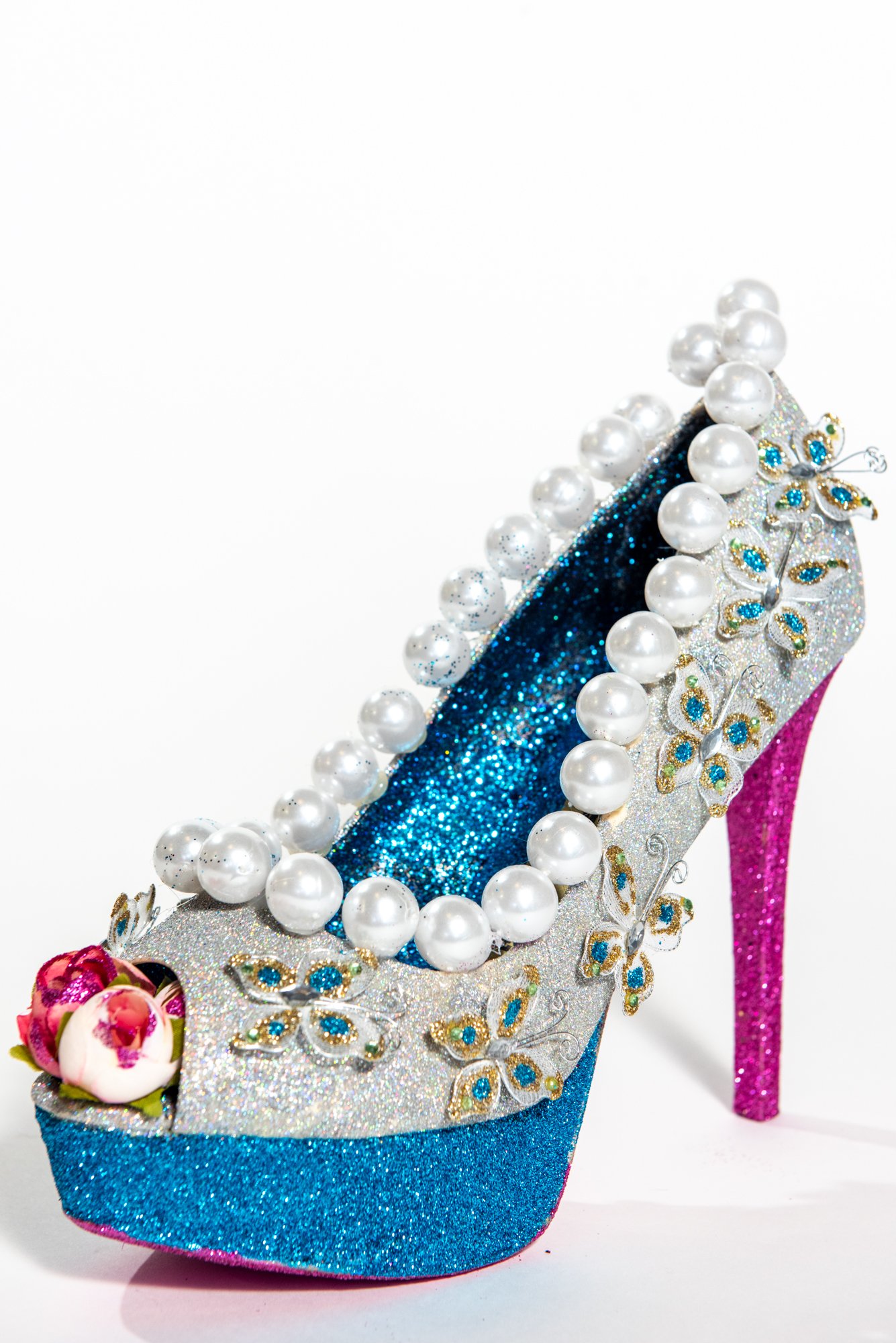 2022 Muses Shoes - Krewe of Muses