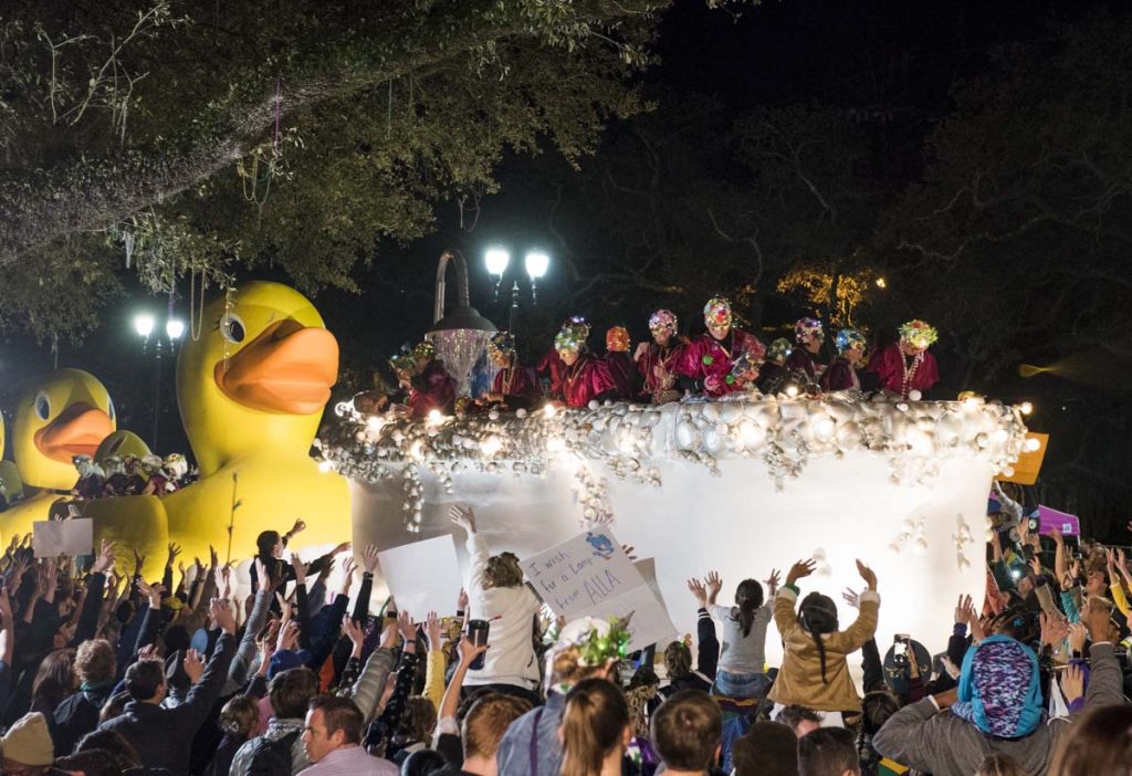 2018 Parade - Krewe of Muses
