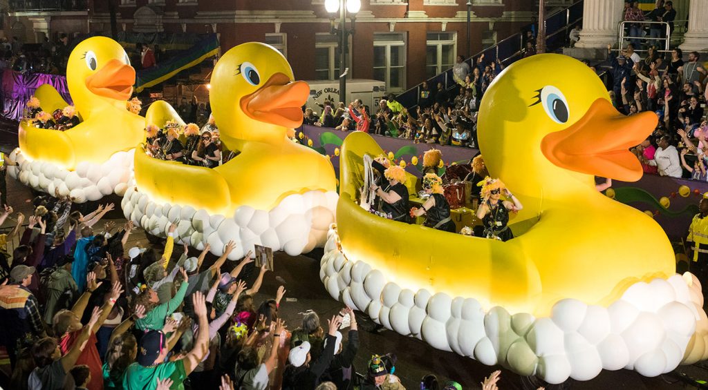 2019 Parade - Krewe of Muses