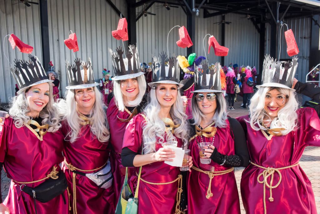 2016 Parade - Krewe of Muses